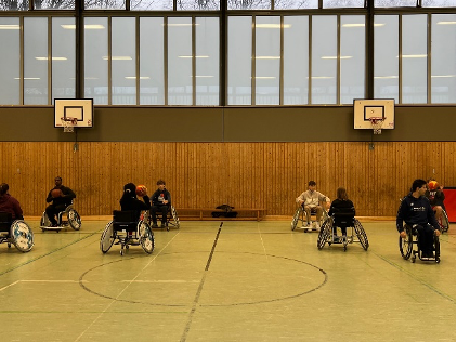 BG Baskets : les basketteurs en fauteuil roulant – DFG-LFA Hamburg